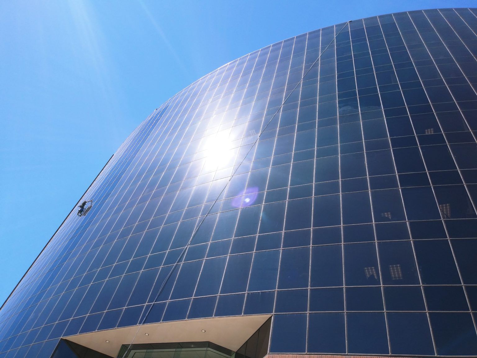 High Rise Window Cleaning - Pro Window Cleaning and Pressure Washing